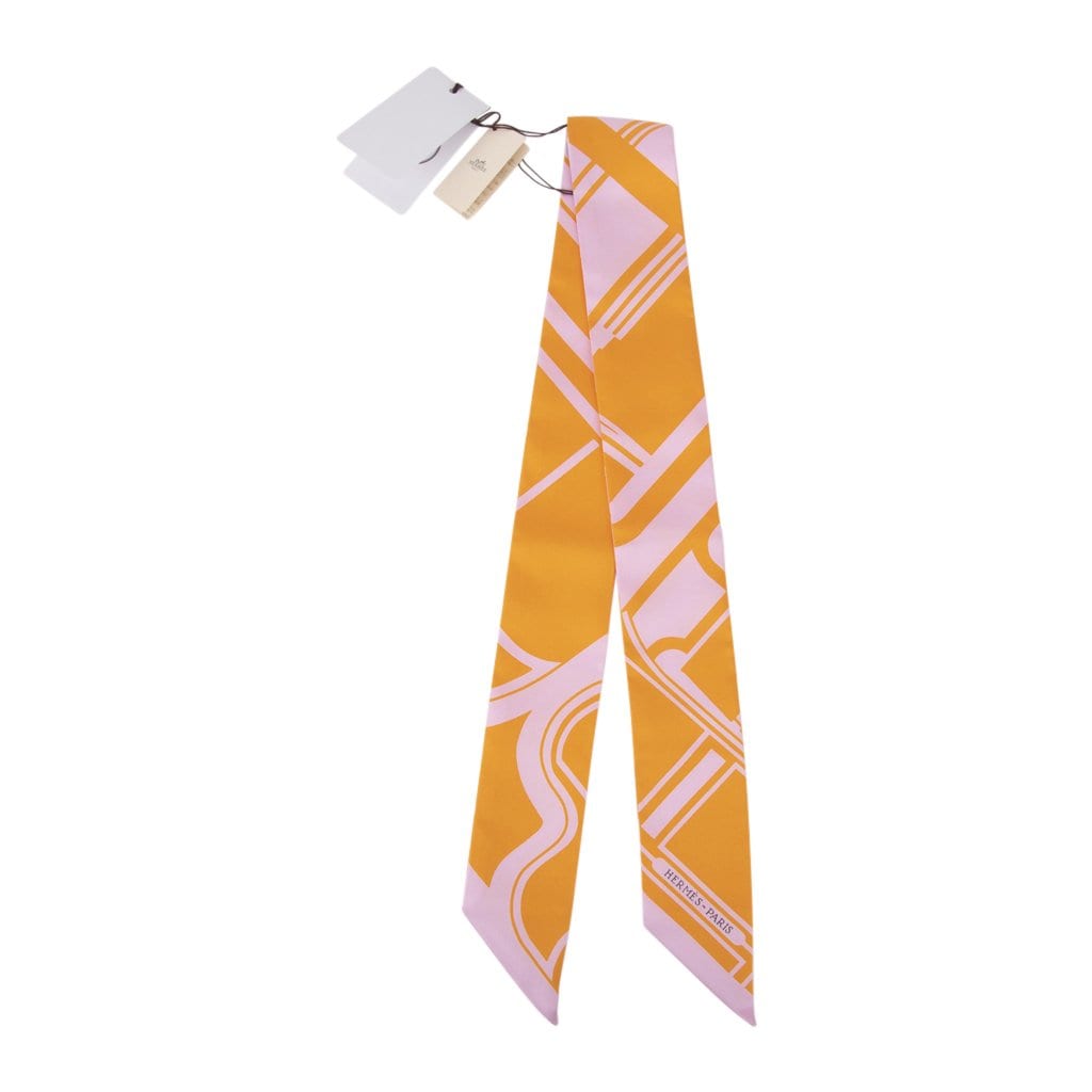 Hermes Twilly Les Coupes Tattoo Soleil / Rose Pale | Mightychic